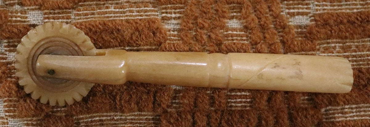 Whale Bone Pie Crimper Sailor Made – Fanatic's Country Attic