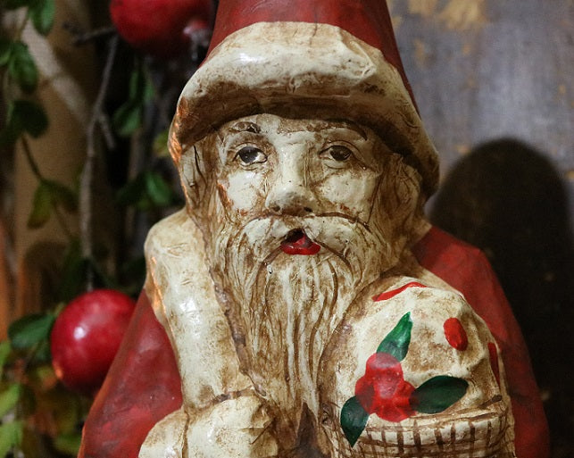 Papier Mache Santa Holding Basket and Sack – Fanatic's Country Attic