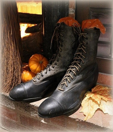 Witches Boots Black Orange Calico Top – Fanatic's Country Attic