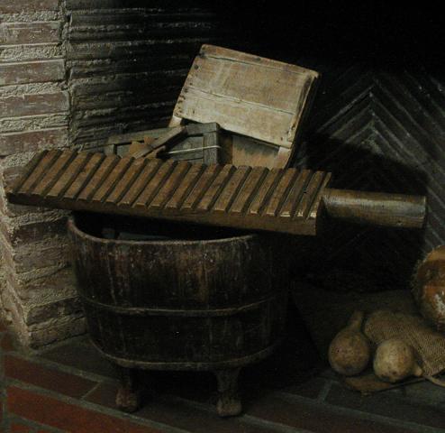 washboard and mangle